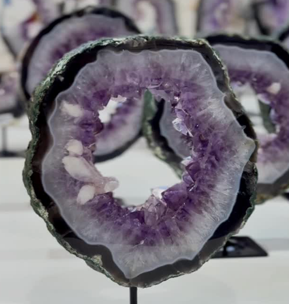Amethyst – Dream In Stone
